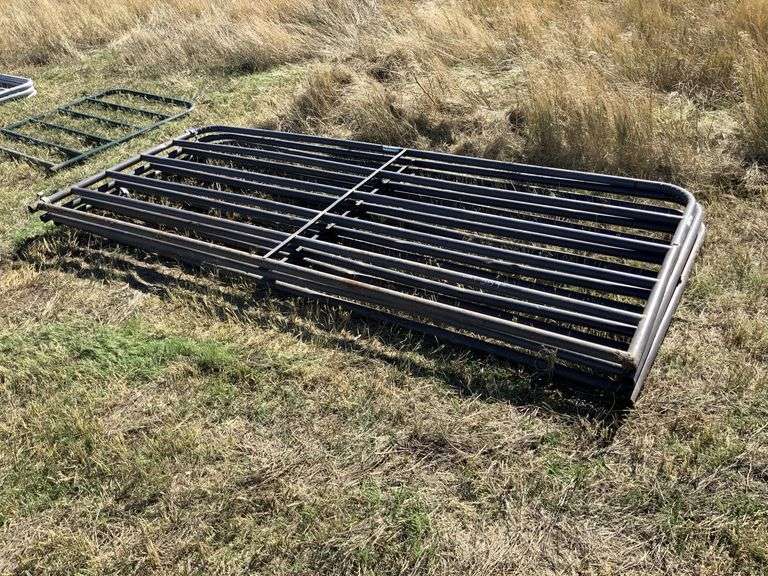 3- Farm Master 8' Gates - Kraupie's Real Estate & Auctioneers