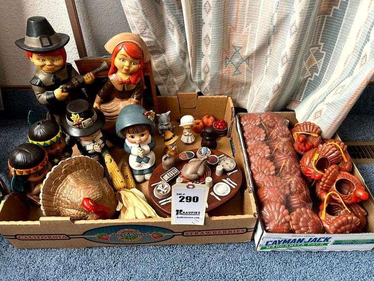 Ceramic Thanksgiving Pilgrims, Ceramic Dinner Table - Kraupie's Real ...