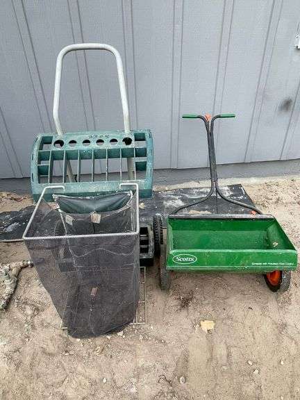 Lawn Caddy and Fertilizer Spreader - Kraupie's Real Estate & Auctioneers