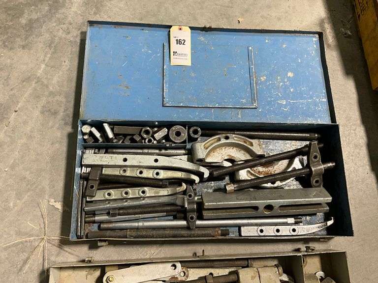 Large Pulling Set - Kraupie's Real Estate & Auctioneers