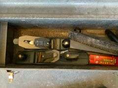 Metal Tool Box with 2 Stanley Planers - Kraupie's Real Estate & Auctioneers