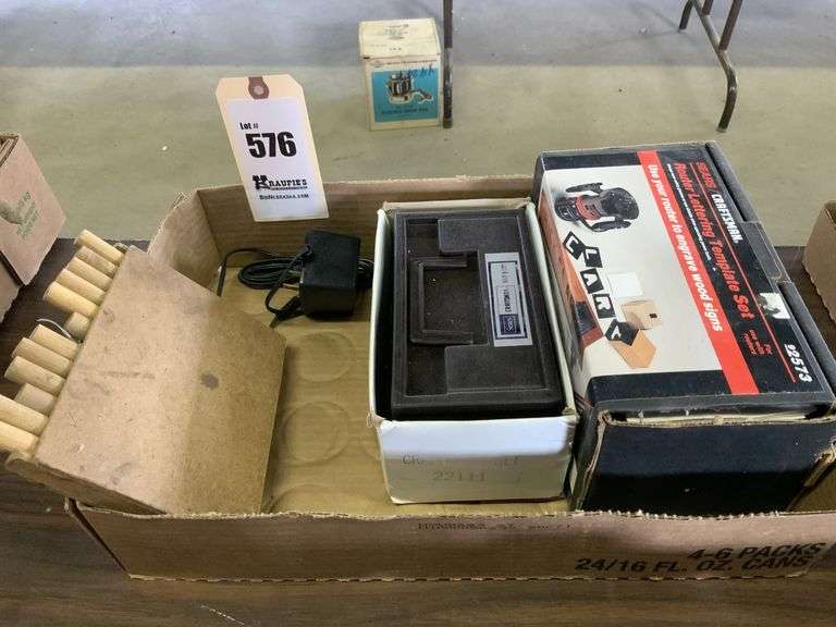 Craftsman Router with Lettering Template Set and Router Bits, Wood ...