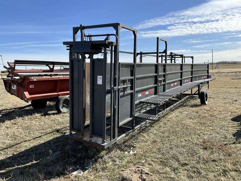 Parasal Manufacturing portable tub and alley, LIKE NEW! - Kraupie's ...