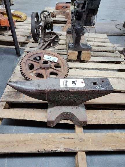 Arm and Hammer #10 Anvil, 102 lbs., 20” Long - Kraupie's Real Estate ...