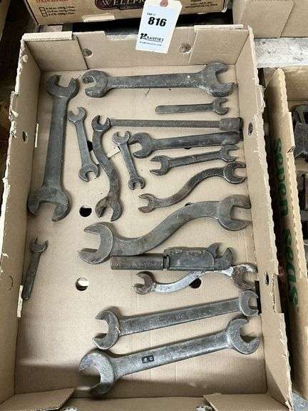 Assorted Antique Wrenches - Kraupie's Real Estate & Auctioneers