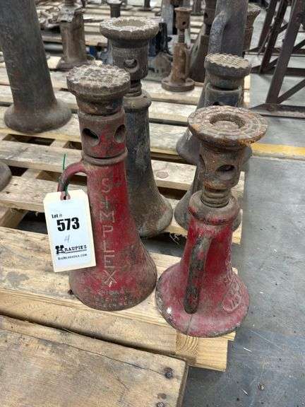 2- Antique Screw Jacks - Kraupie's Real Estate & Auctioneers