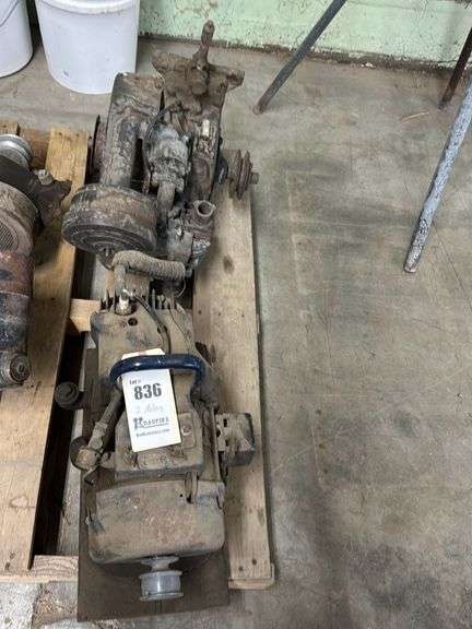 Wisconsin & other gas engines - Kraupie's Real Estate & Auctioneers