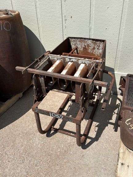 Hand Operated Brick Making Machine - Kraupie's Real Estate & Auctioneers