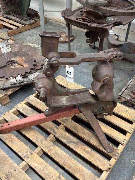 Steel Wheel Shrinker, Blacksmith Wagon Wheel Tool - Kraupie's Real ...