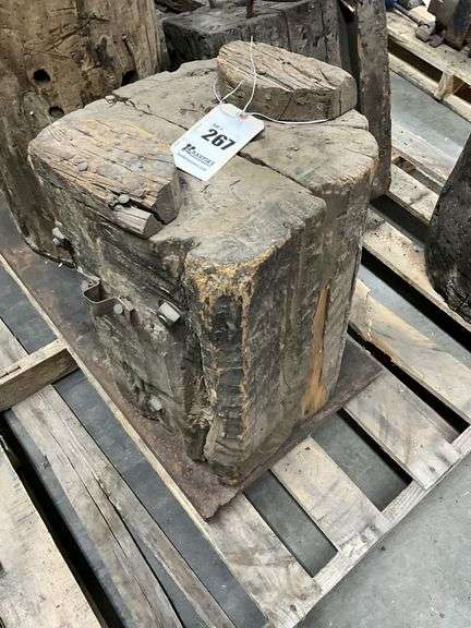 Homemade anvil stand made out of a large block of wood - Kraupie's Real ...