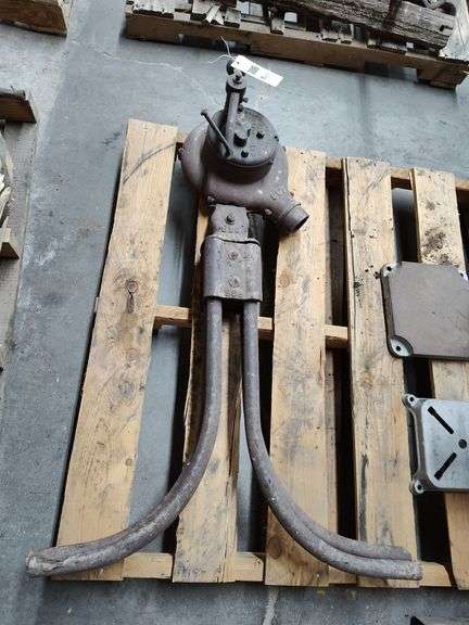 Large Hand Forge Blower on four-legged stand - Kraupie's Real Estate ...