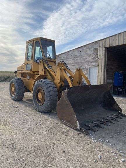 Fiat Allis 605-B Payloader , Starts & Runs Good - Kraupie's Real Estate ...