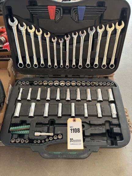 Master mechanic tool set, Bosch hilti gun, stapler - Kraupie's Real ...