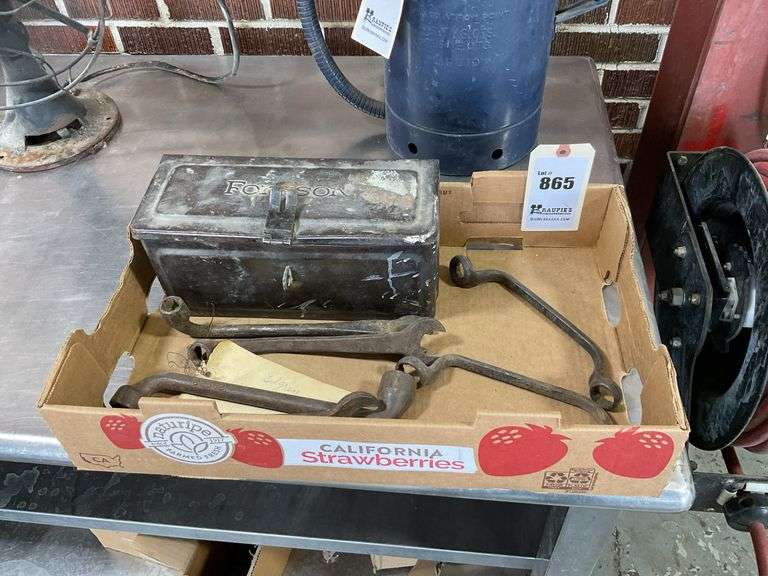 Fordson Tractor Box & Tool Kit, Nice - Kraupie's Real Estate & Auctioneers
