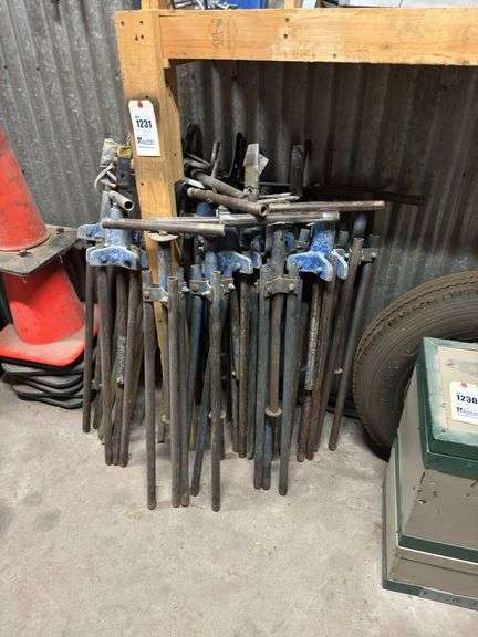 All blue steel gutter stands and parts! - Kraupie's Real Estate ...