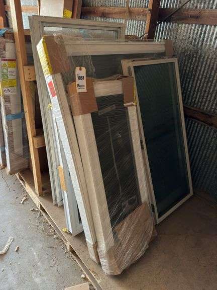 7- misc Ami & Andersen windows, see pictures for sizes available ...