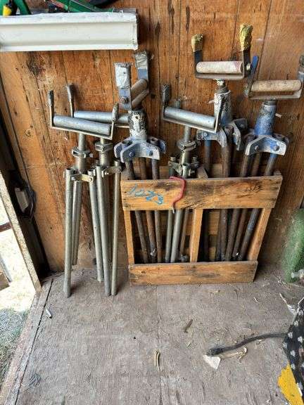6 gutter machine rolling jacks - Kraupie's Real Estate & Auctioneers