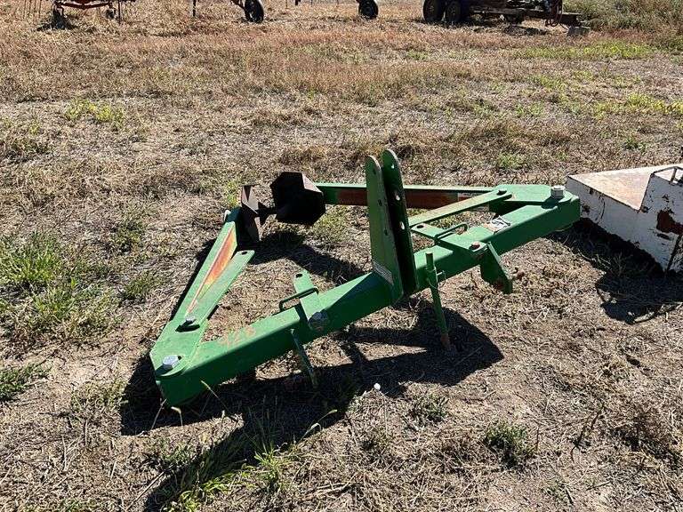 Frontier 3 pt. Bale Unroller, No Cylinders - Kraupie's Real Estate ...