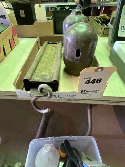 100 # Scale & 2 Bottle Caps - Kraupie's Real Estate & Auctioneers