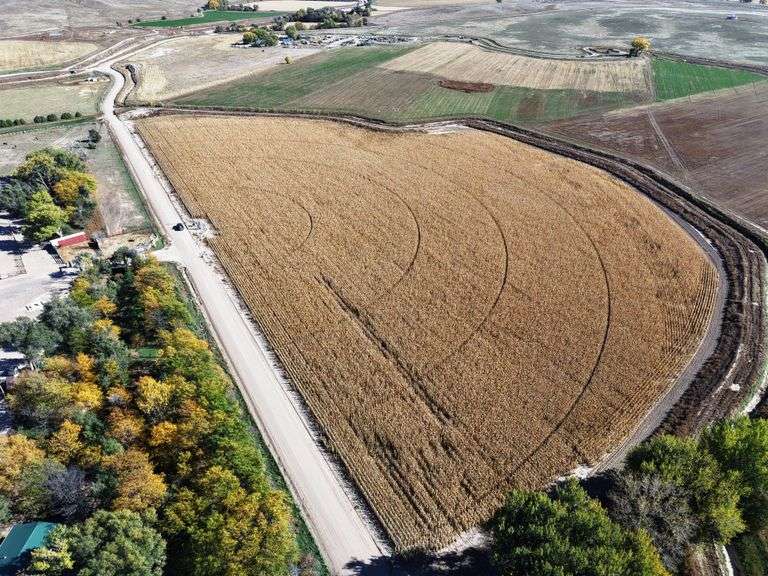 21+/- Irrigated Farm - Kraupie's Real Estate & Auctioneers