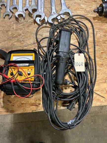 Simpson 260 Volt Meter & Drop Light - Kraupie's Real Estate & Auctioneers