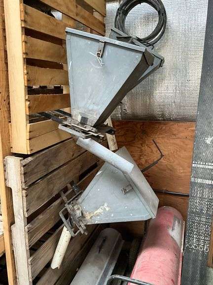 3- ATV Prairie Dog Bait Applicators - Kraupie's Real Estate & Auctioneers