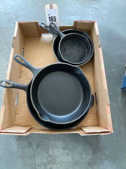 4 Assorted Sizes Wagner Cast Iron Skillets - Kraupie's Real Estate ...