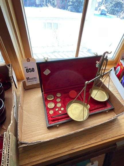 Small Tabletop Assayers Scale in Case - Kraupie's Real Estate & Auctioneers