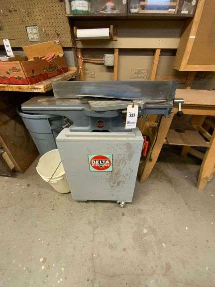 Delta Milwaukee Planer on Rolling Stand - Kraupie's Real Estate ...