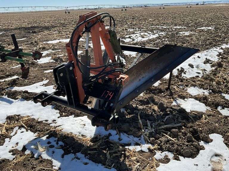 3pt Meyer Ditcher with 2 Hyd. Cylinders - Kraupie's Real Estate ...
