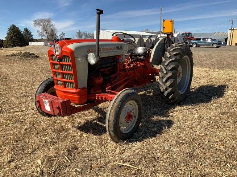 Ford 801 Powermaster Tractor, Original - Kraupie's Real Estate ...