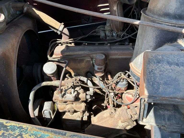 International L200 Truck - Kraupie's Real Estate & Auctioneers