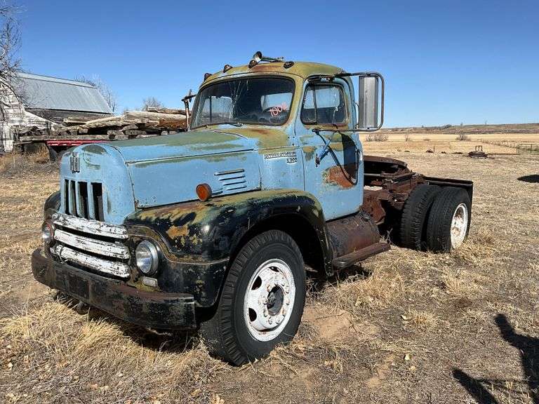 International L200 Truck - Kraupie's Real Estate & Auctioneers