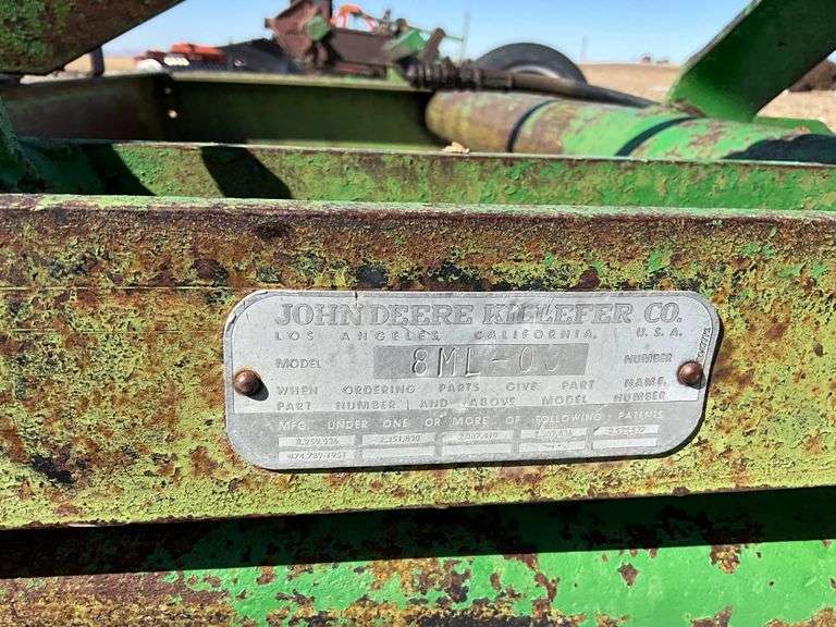 John Deere 8' PT Kilifer - Good! - Kraupie's Real Estate & Auctioneers