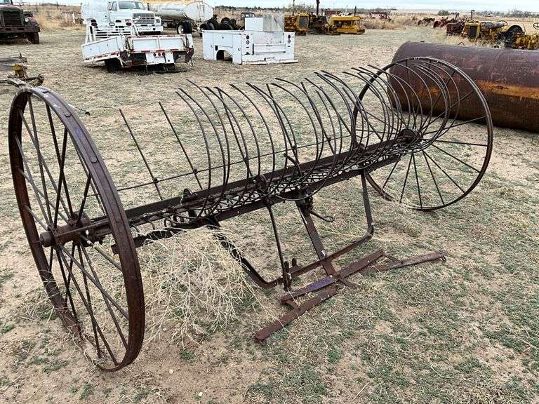 Antique IHC Dump Rake - Kraupie's Real Estate & Auctioneers
