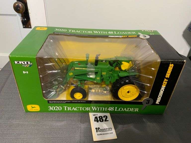 Ertl John Deere 3020 Tractor with 48 Loader, Precision Key Series, 1 ...
