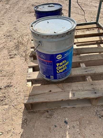 Parts Washer on Metal Stand, 2 Full 5 Gallon Pails of Cleaning Fluid ...