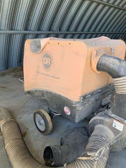 DR Leaf & Lawn Vacuum, ENGINE FROZE - Kraupie's Real Estate & Auctioneers