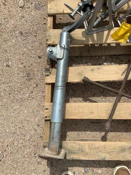 4 Jack Stands, Implement Jack, Step Stool, Star Wrench & 2 Multi ...
