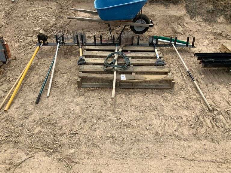 Big Wall Mount Tool Rack with Rakes, Shovels, Brooms & More - Kraupie's ...