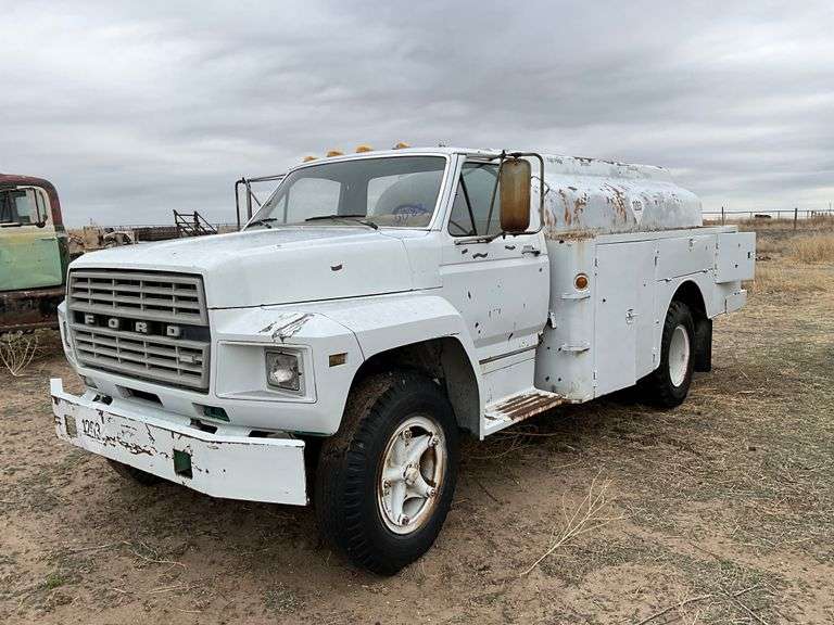 Ford Fuel Truck - Kraupie's Real Estate & Auctioneers
