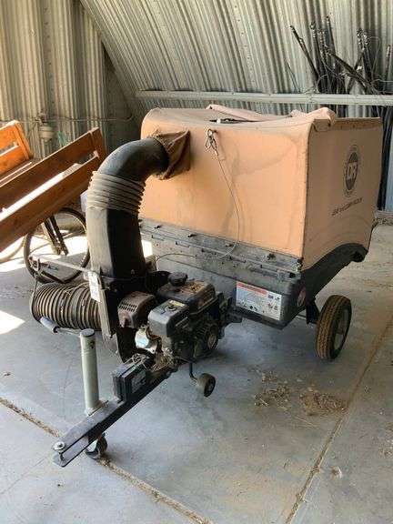 DR Leaf & Lawn Vacuum, ENGINE FROZE - Kraupie's Real Estate & Auctioneers