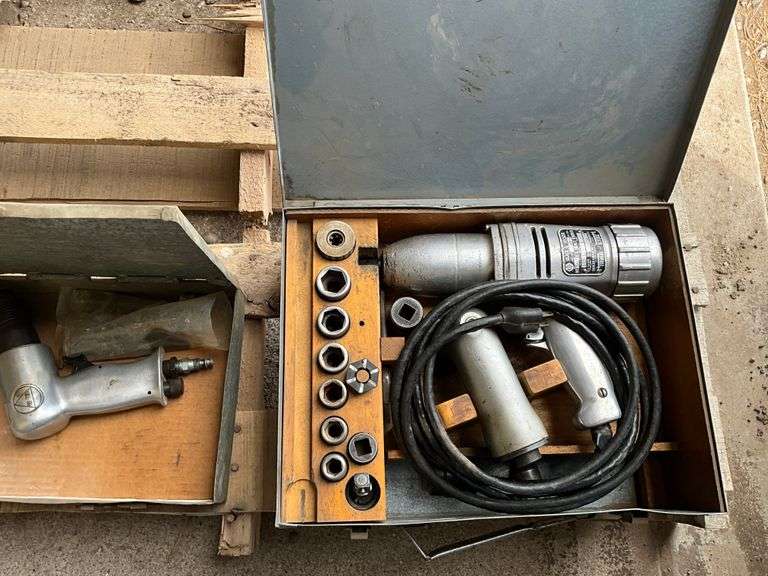 Air Chisel, 110V 4/2" Impact - Kraupie's Real Estate & Auctioneers