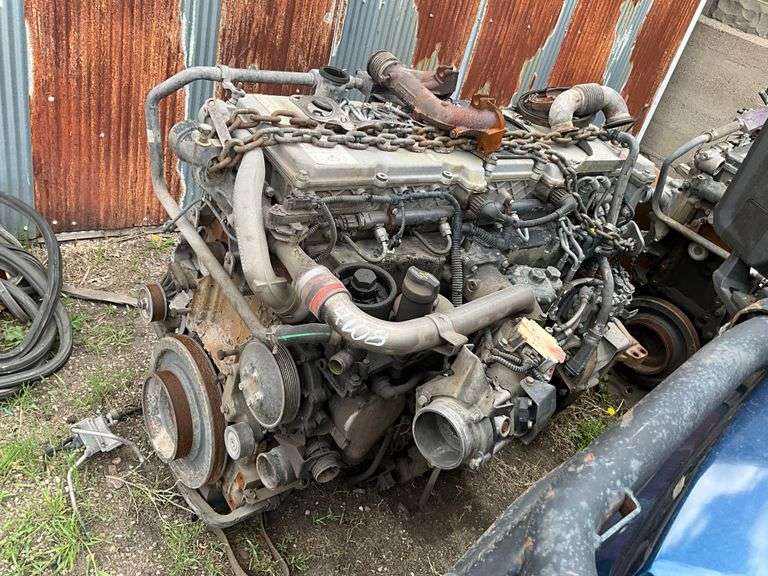 DD 15 Detroit Diesel Motor, Burns Oil - Kraupie's Real Estate & Auctioneers