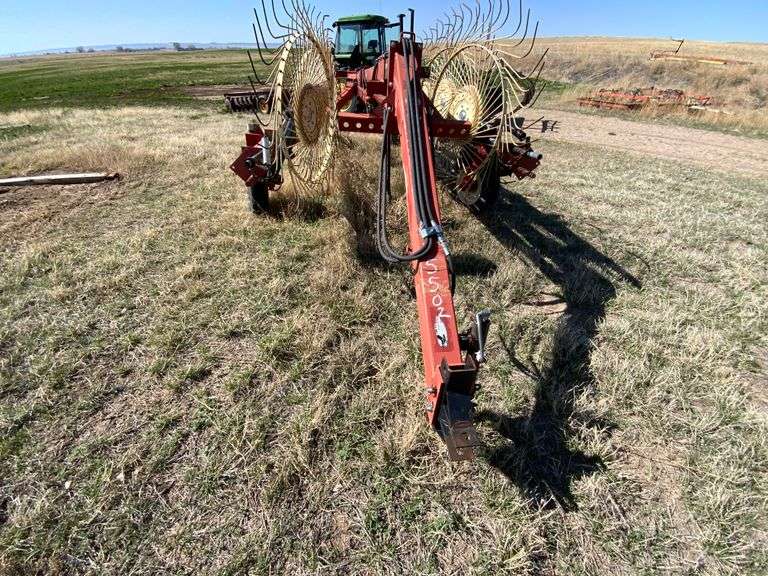 NHS 14 Wheel High Capacity Rake - Kraupie's Real Estate & Auctioneers