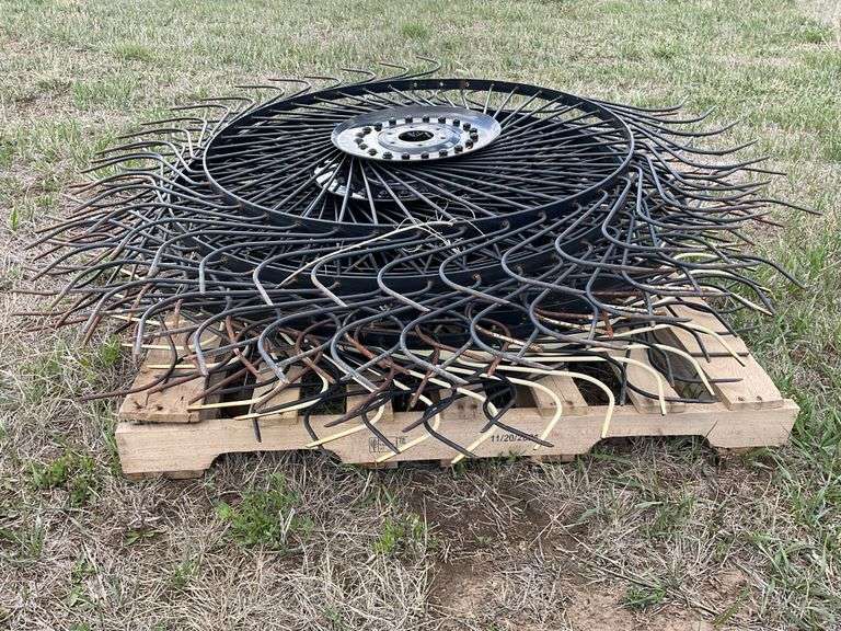 8 H&S Hay Rake Wheels - Kraupie's Real Estate & Auctioneers
