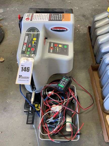 Roadmaster even break car tow system - Kraupie's Real Estate & Auctioneers