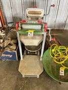 2 Wringers - Kraupie's Real Estate & Auctioneers