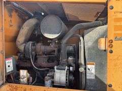 2001 Case 621C Payloader, 9,855 hrs. - Kraupie's Real Estate & Auctioneers