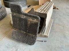 Aluminum semi battery box with steps - Kraupie's Real Estate & Auctioneers